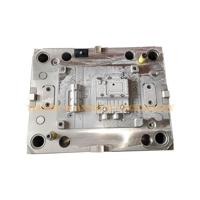 Infusion monitor medical injection mold - precision injection moulding
